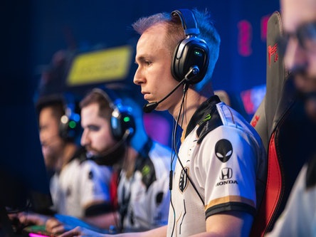 2021 IEM冬季赛day2：Liquid战胜心魔A队，Gambit不敌VP - CSGO.HOW