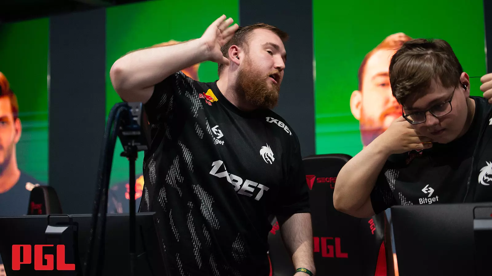 chopper: We can't learn the command system of electroNic at all - CSGO.HOW